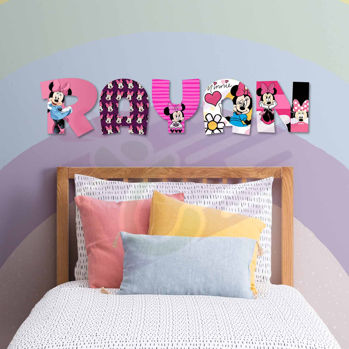Minnie name wall art – 5ouza3balat
